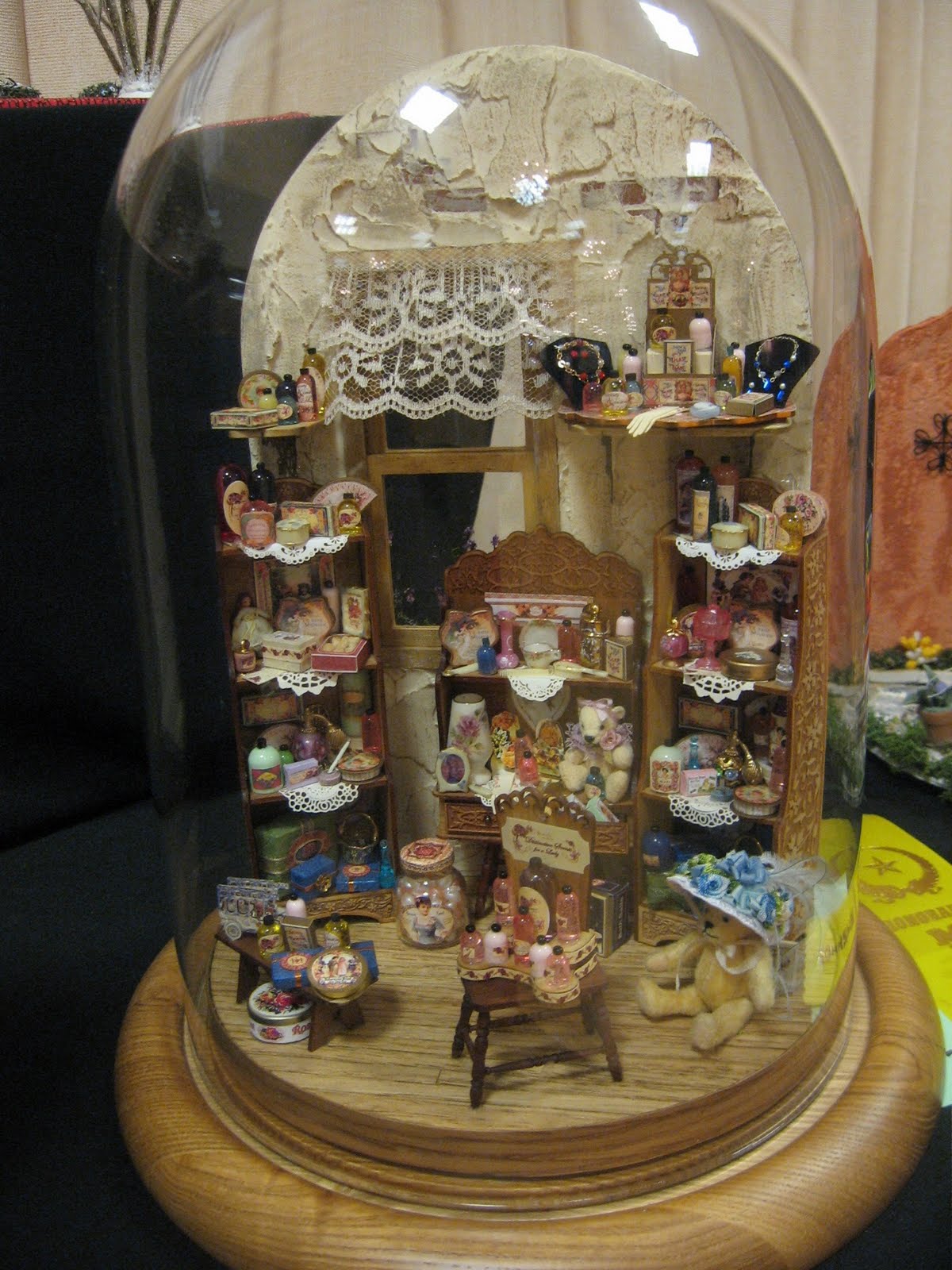 Dayton, Ohio Miniature Show - Art Miniatures