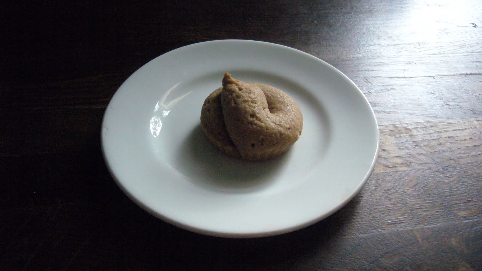 The Scribbling Wren: Poo Cakes for parties...