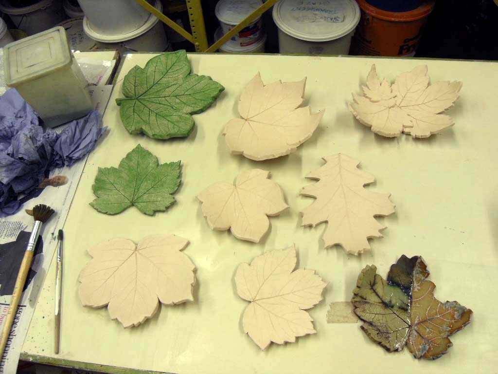 52 Wednesdays for Art: week 31 - Ceramic leaf plates (and a poll)