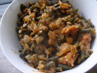 spicy hut: yard long beans / barbati curry..