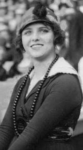 Lillian Alling: Lillian Alling: The Clothes