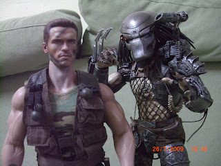 DWToyspot: HotToys 1/6th scale Predator collectible model kit