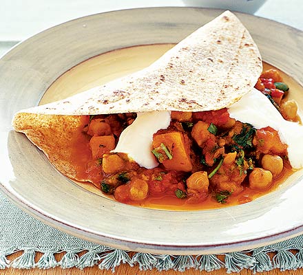 Lahori Recipes: Spicy vegetable chapati wraps