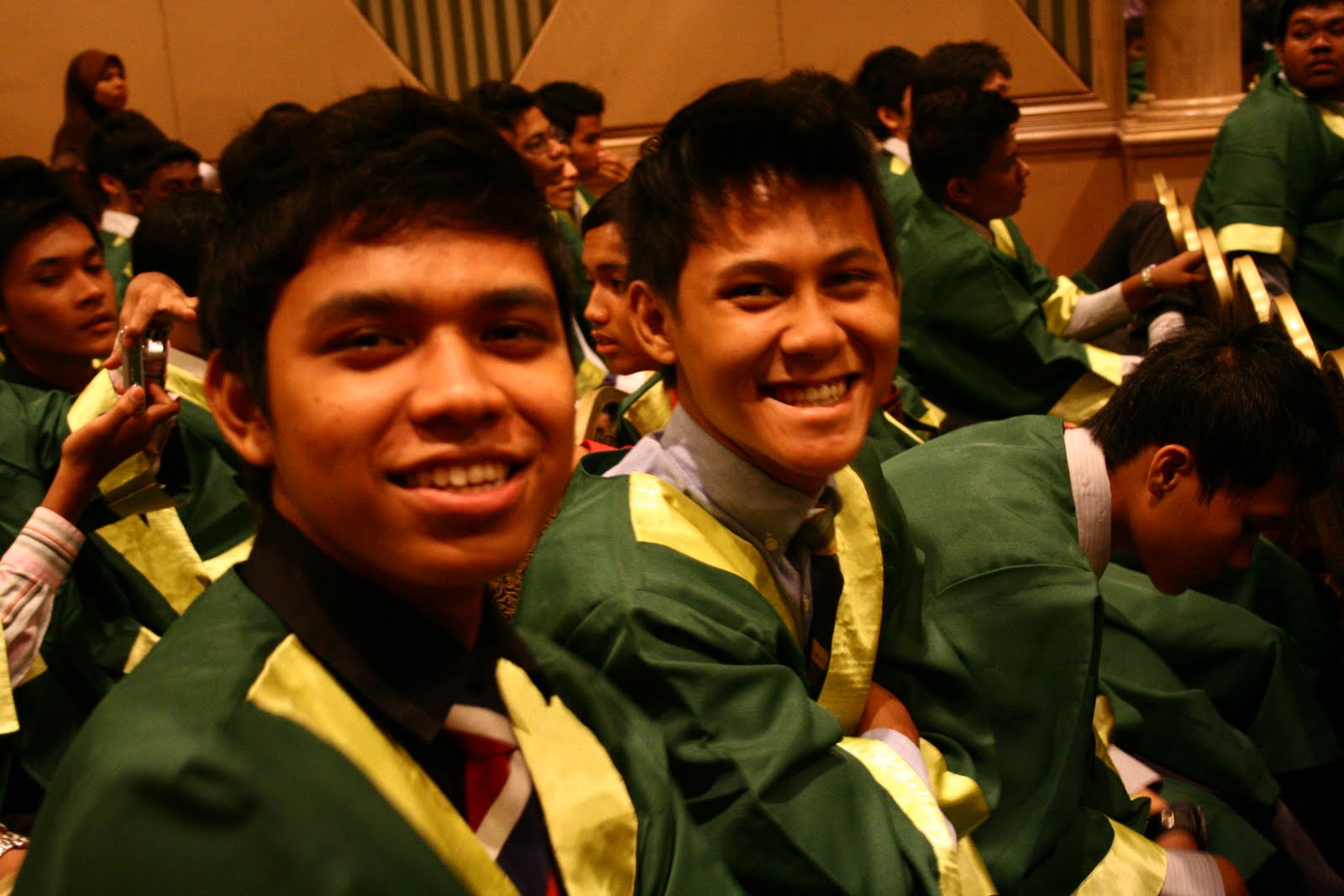 Great Teacher Rohizal (GTR): Gambar Graduasi R1