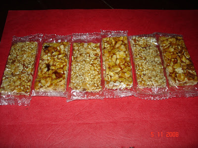 Sarawakiana: Peanut Brittle - Hua Ren Torng