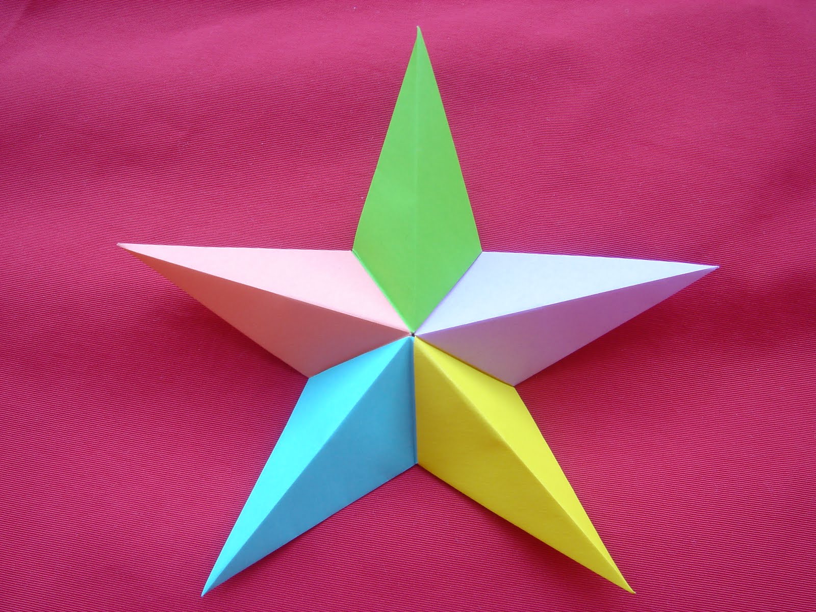 Plegándome: Estrella modular de Nick Robinson