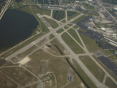 Amaging World: Amazing Bird's Eye Views Of Airport Runways