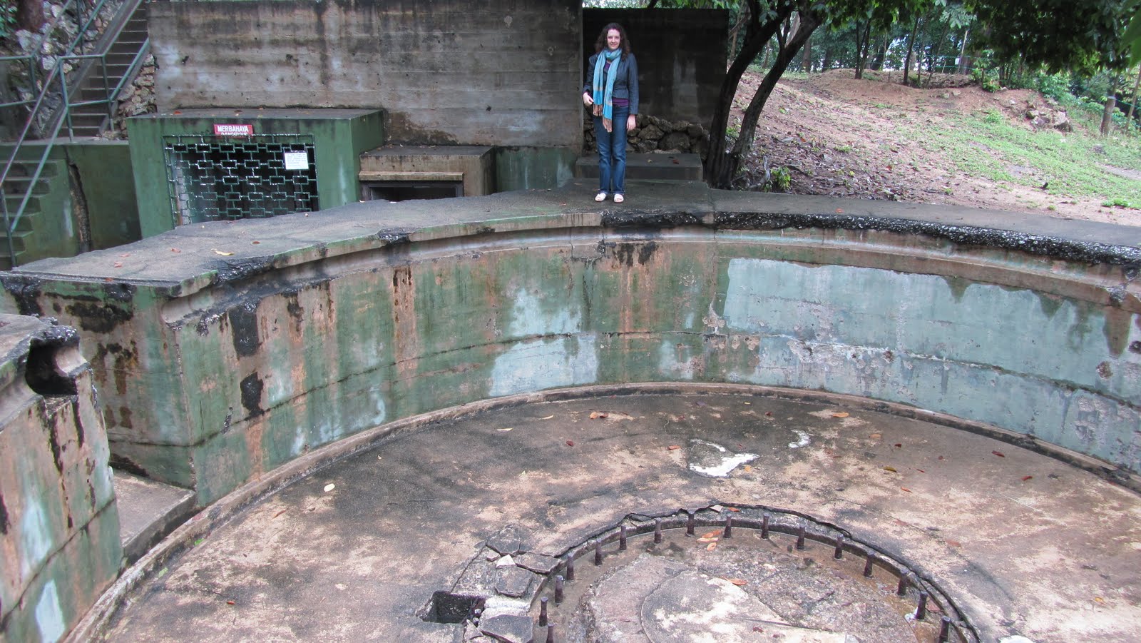 Malaysia by Karen & Matt: Day 5 - Part 1 (Penang War Museum and ...