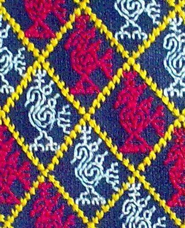 Sujee Daara: Tiniest Kasuti Work I Have Seen