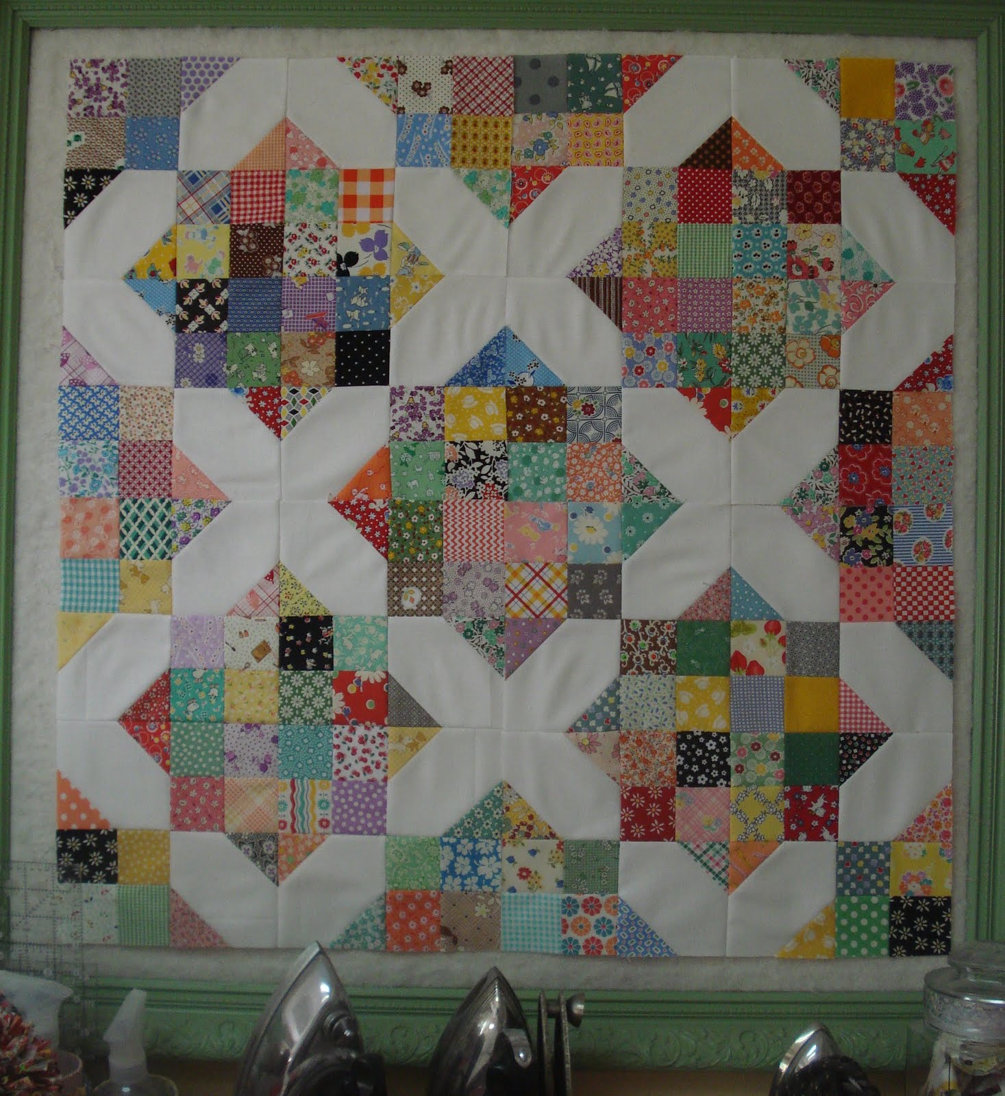 Bee In My Bonnet: Crossroads Block...