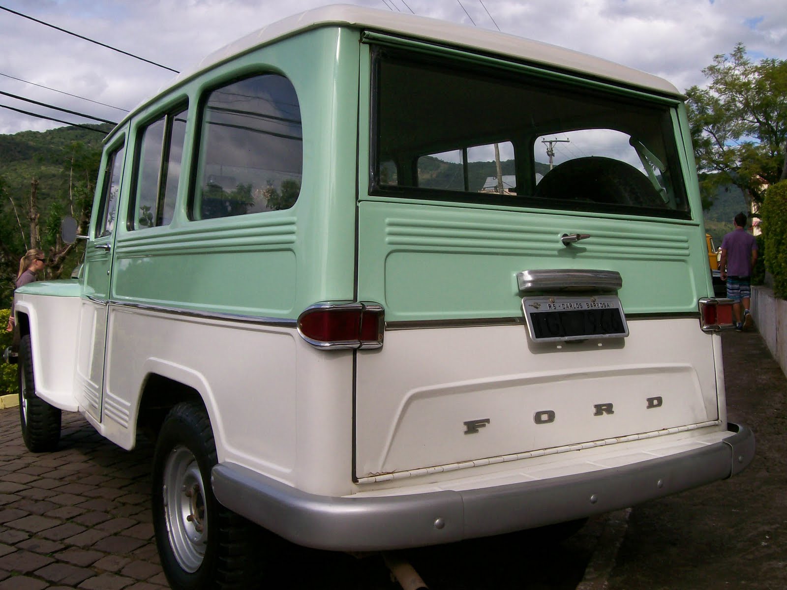 Jeep Guerreiro - Utilitários Willys e a mecanização militar brasileira ...
