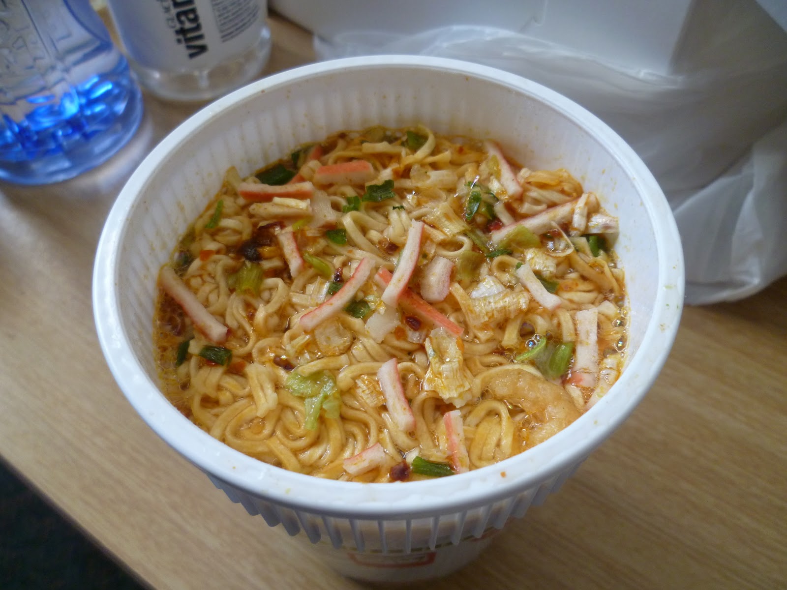 teenagefoodie: Instant Noodles + Random Dinner at some bistro place in ...