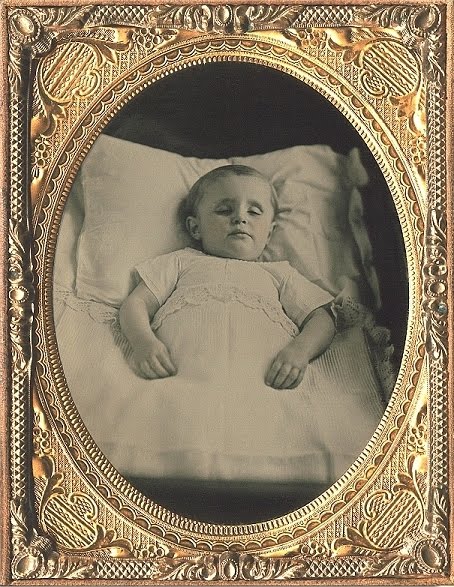 Early Post Mortem Photography: Dead Baby