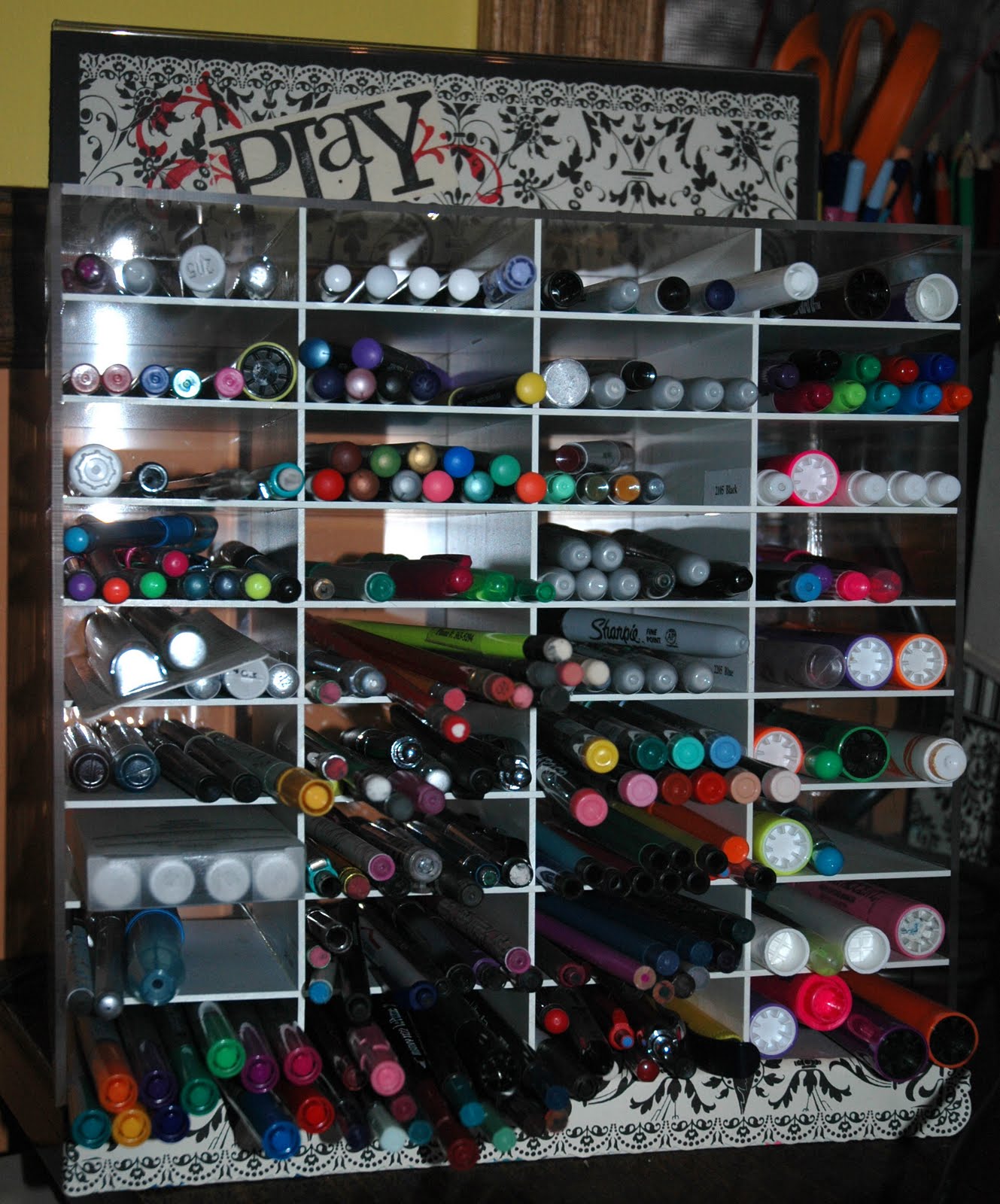 Miss Jeanne Mania: Pen - Pencil - Marker Storage Ideas - Blog Hop!