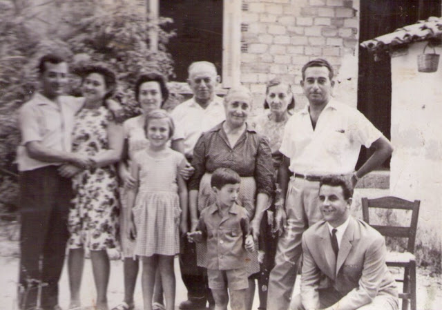 Λαγωπόδο Ζακύνθου - Lagopodo Zakynthos: ΠΑΛΙΕΣ ΟΙΚΟΓΕΝΕΙΑΚΕΣ ΦΩΤΟΓΡΑΦΙΕΣ.