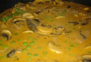 MUSHROOM & PEAS CURRY ( MUSHROOM MATAR) - Recipes by Rashmi