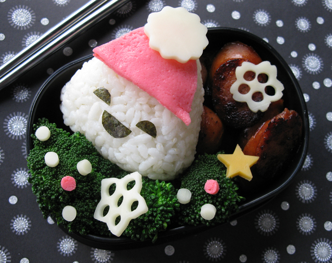 Sonoma Bento: Santa Onigiri