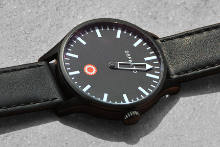 Coming of Age: Defakto Single Handed Watch
