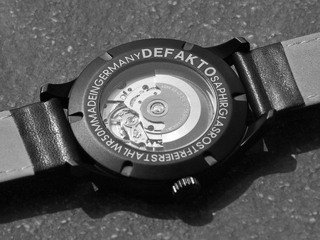 Coming of Age: Defakto Single Handed Watch