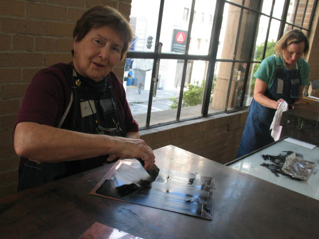 Crown Point Press Workshop – New Leaf Editions