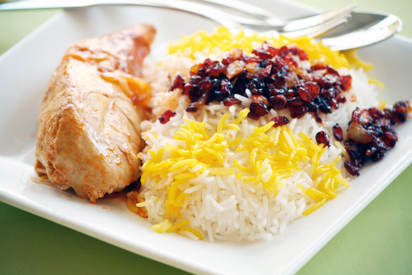 Edible Moments: Persian Cuisine: Part 1-Zereshk Polo O Morgh