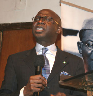 Buhari Picks Tunde Bakare As Running Mate