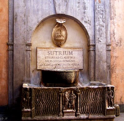 romanoimpero.com: SUTRIUM - SUTRI ( Lazio )
