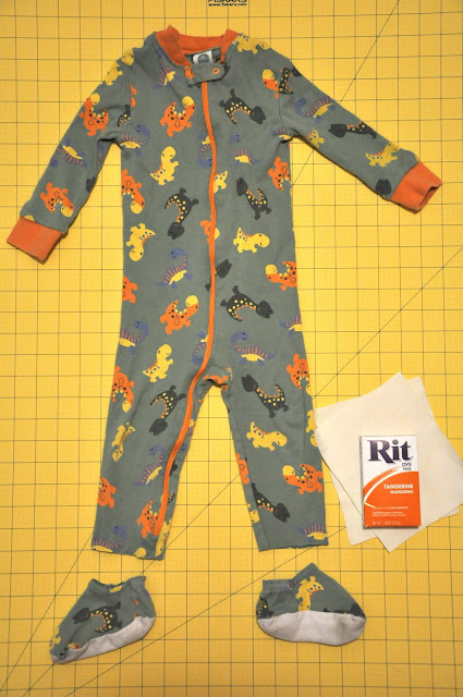 SeeMeSew: Tutorial: How to fix Footed Pajamas