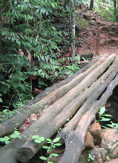 Kirigalpoththa: Edanda