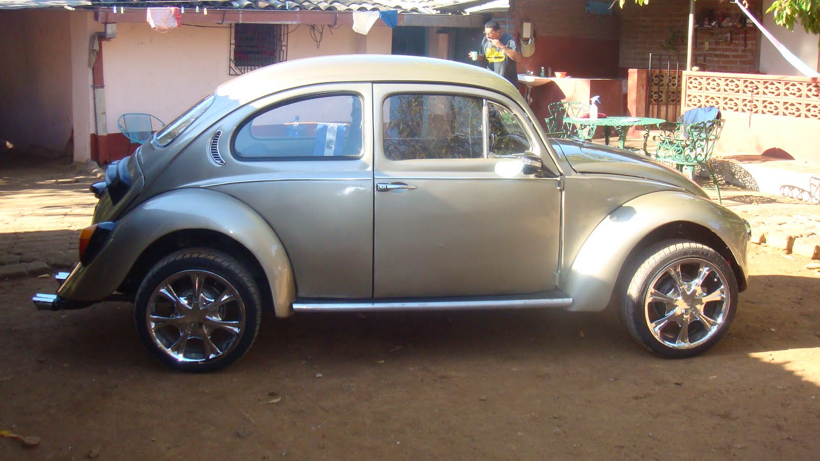 La Zona VolksWagen: El vochito que publicamos para celebrar la 3,000 ...