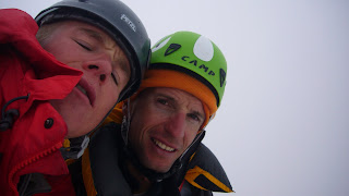 Voyages à la Verticale: Voie Cassin-Eperon Walker-Grandes Jorasses