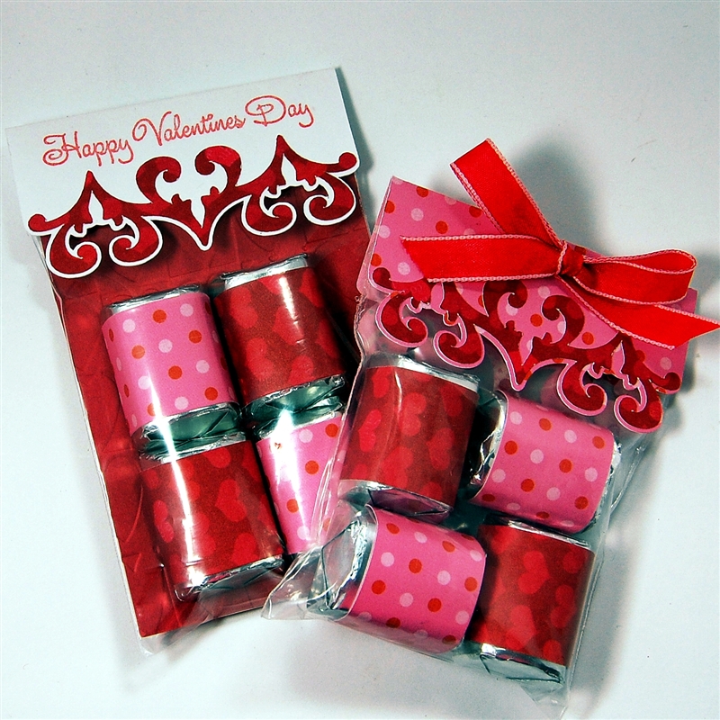 Capadia Designs: How to design a custom candy bag topper