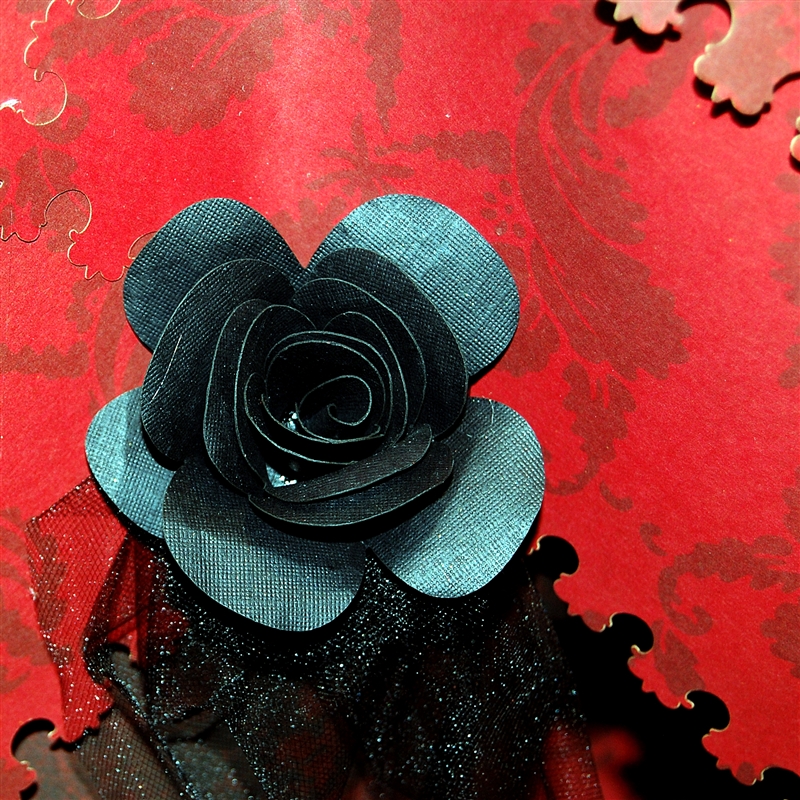 Capadia Designs: Paper Roses (and fabulous dresses....)