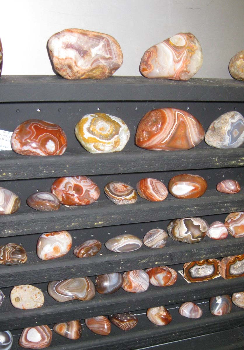 The Agatelady: Adventures and Events: Rock Collection Photos -- Post 1