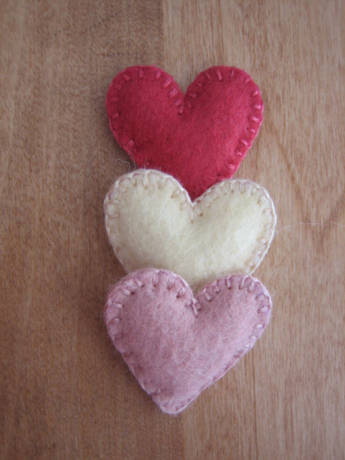 Which Craft: Felt Heart Magnets