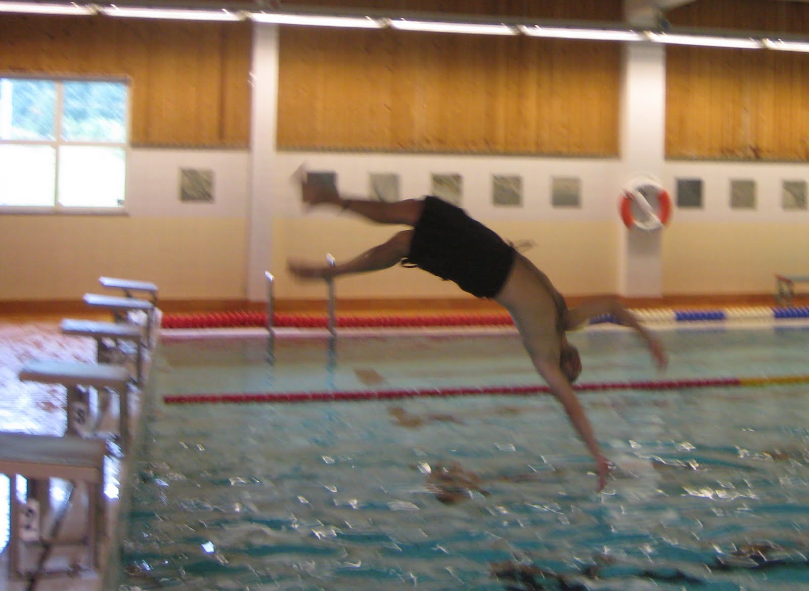 Mitt (o)perfekta liv: Bro simhall