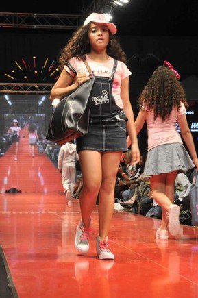 Angola !!!! Visão e Prospectiva no mundo da Moda: Angola Fashion Week 2010