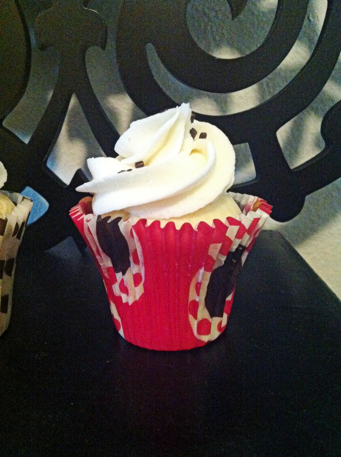 cami's cupcakes: extra tall cupcakes