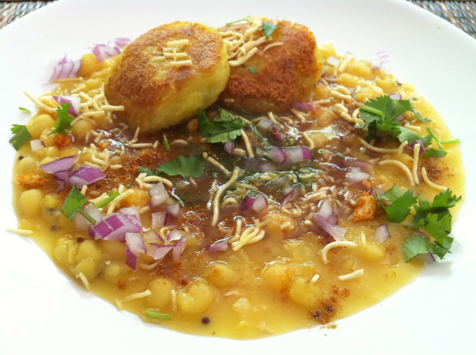 Snap Eat Burp: Ragda Patties