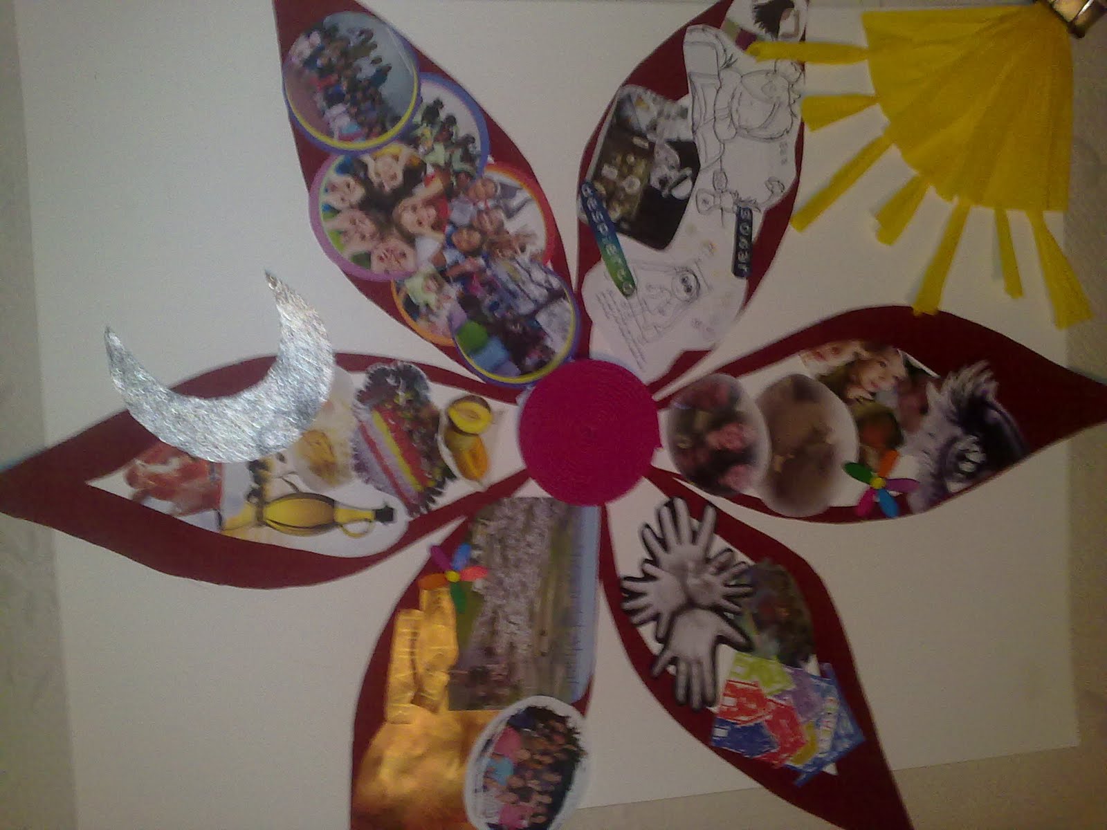 Silvia Martínez Borrego: AUTORRETRATO y COLLAGE