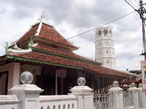 Masjid Tengkera merupakan sebuah masjid yang terletak di Tengkera dalam ...