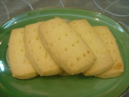 Yochana's Cake Delight! : English Shortbread