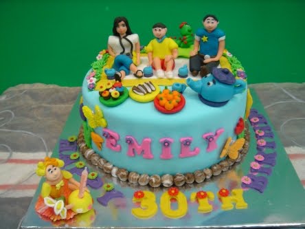Yochana's Cake Delight! : Happy Family Cake
