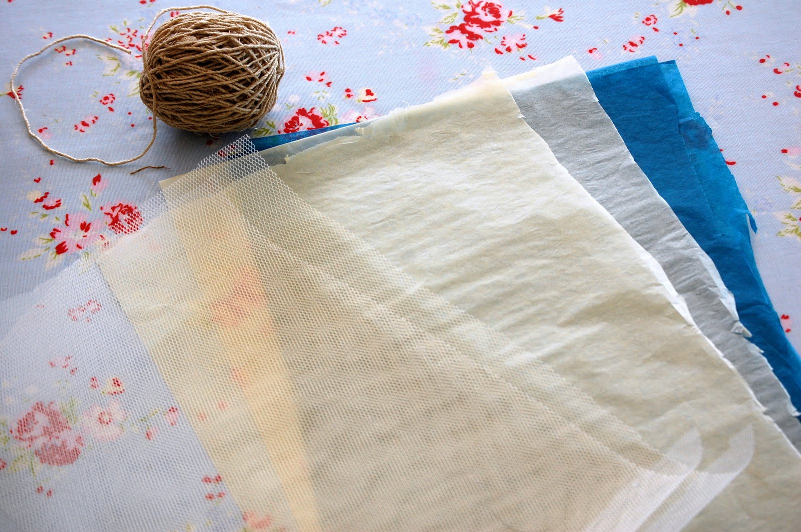 Greedy For Colour: Tissue Paper and Tulle Flower Tutorial.