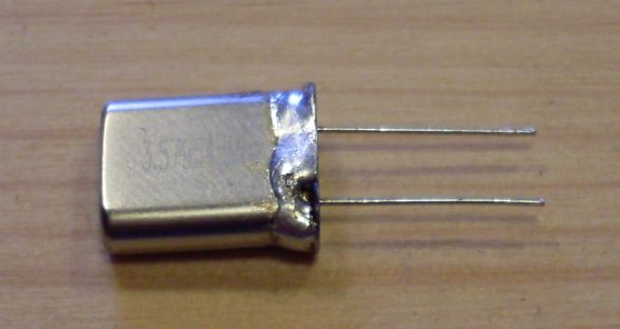 de draaggolf ~~~~~: Penning Down a Crystal