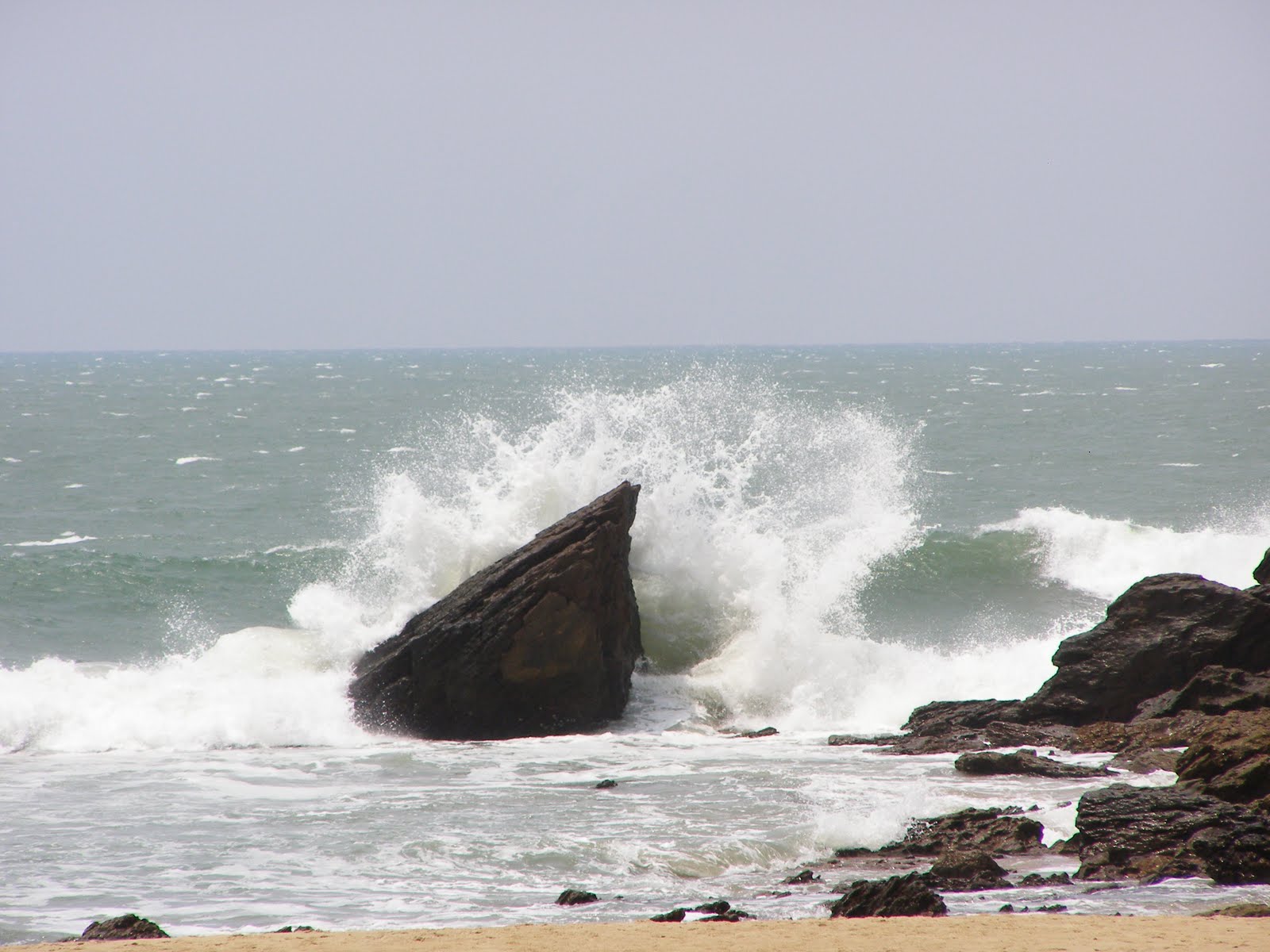 PHOTOGRAPHY: YARADA BEACH, VISHAKHAPATNAM DISTRICT, ANDHRA PRADESH, INDIA