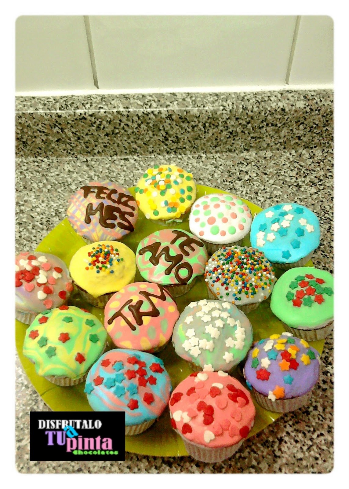 Disfrutalo a tu Pinta - Chocolates: Quequitos decorados