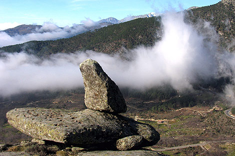 Arkeotecnia: Una investigación arqueológica descubre siete altares ...