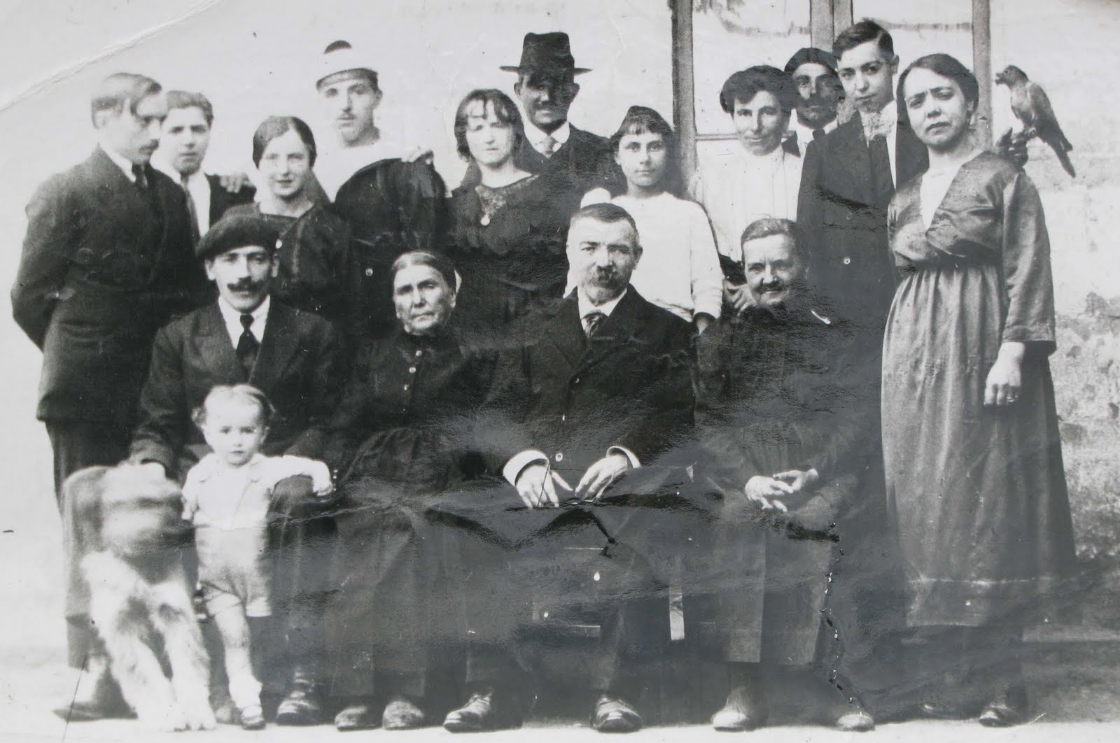 Regards du Sud: 94ème : X-Une bien belle histoire : la Saga MONCLA