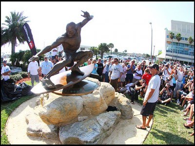 Commission Composite: Comment fabriquer la statue en bronze de KELLY ...